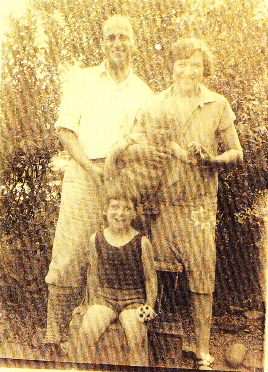 BIOGRAPHY – Lionel Martin